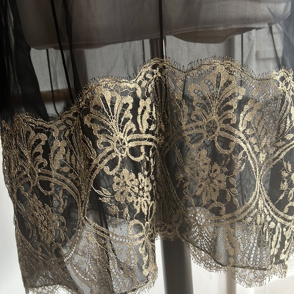 Tom And Linda Platt Silk Dress With Gold Lace Never W… - Gem